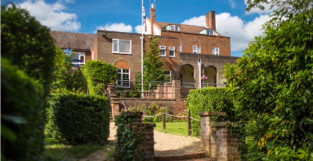 School Lifts - Wheelchair Lifts for Schools | Invalifts